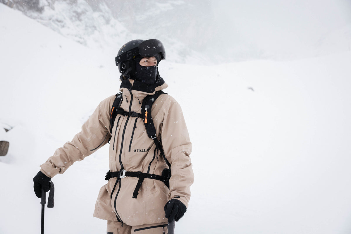 Deep Space Alpha Mips helmet recognized by Freeskier Magazine – Flaxta